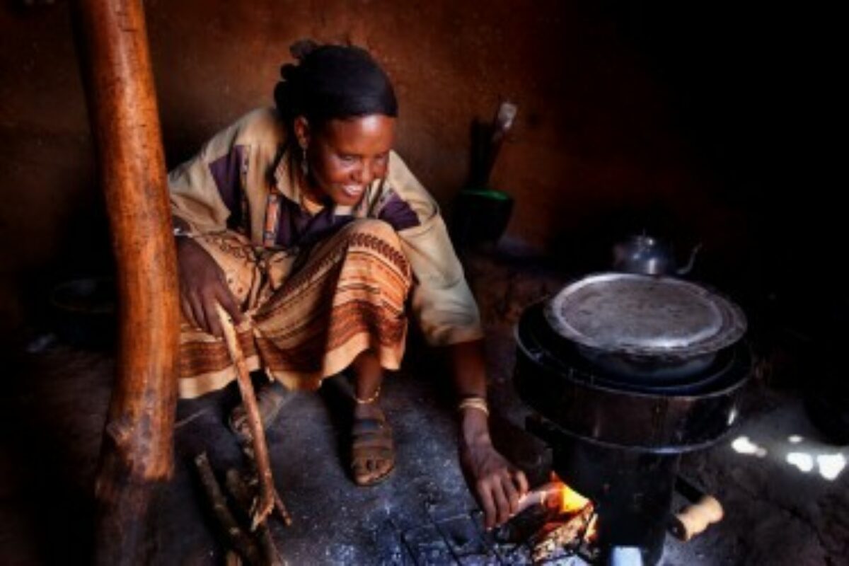 Burn Design Lab - UW engineers to make cookstoves